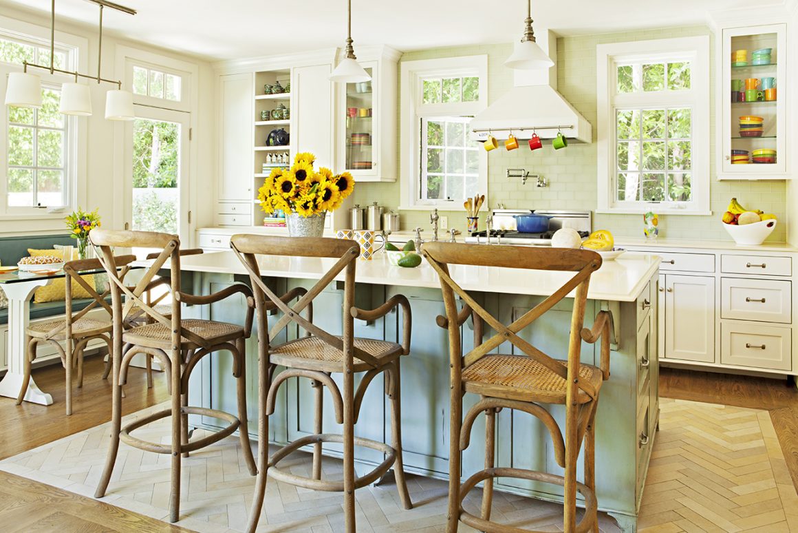 How to Choose the Right Kitchen Island - Cottage style decor