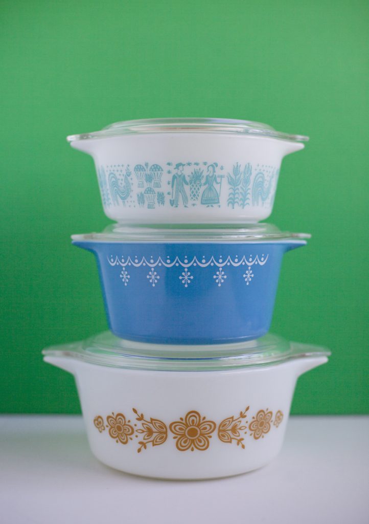 Collect Pyrex for a Vintage Kitchen - Cottage style decorati