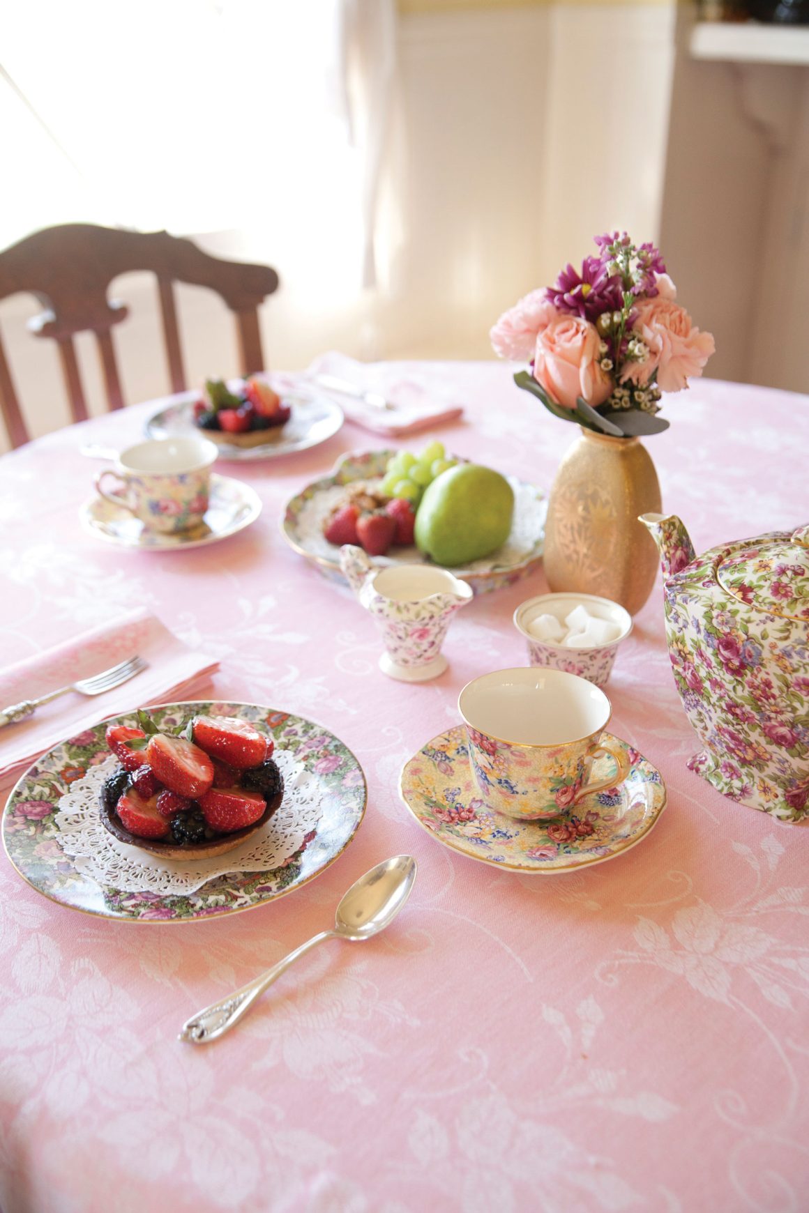 Chintz China Collection - Cottage style decorating, renovati