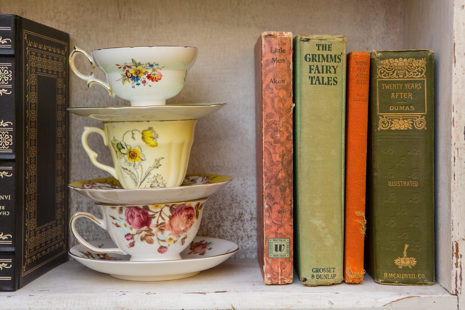 Host a Literary Tea Party - Cottage style decorating, renova