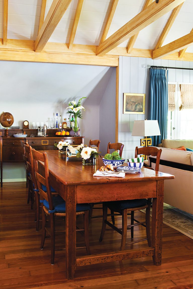 Traditional Cottage: 1940s Cottage with A Modern Traditional Mix