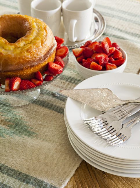 Three Things to Do When Mixing Old and New - Cottage style d