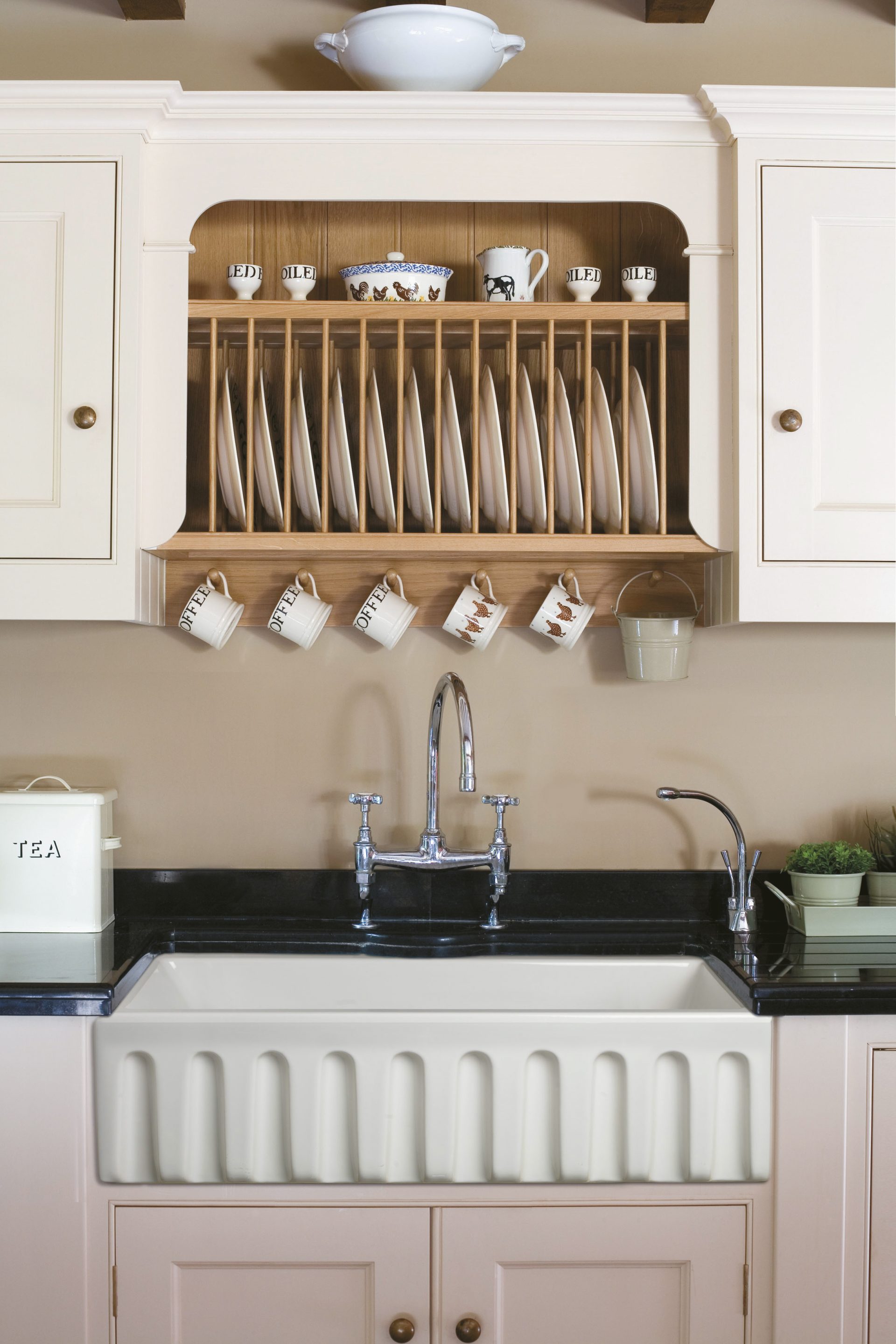 RM-fireclay-fluted-apron-front - Cottage style decorating, renovating ...