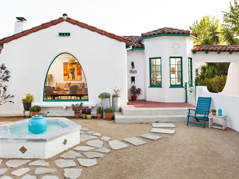 Gingerbread Décor - Cottage style decorating, renovating an