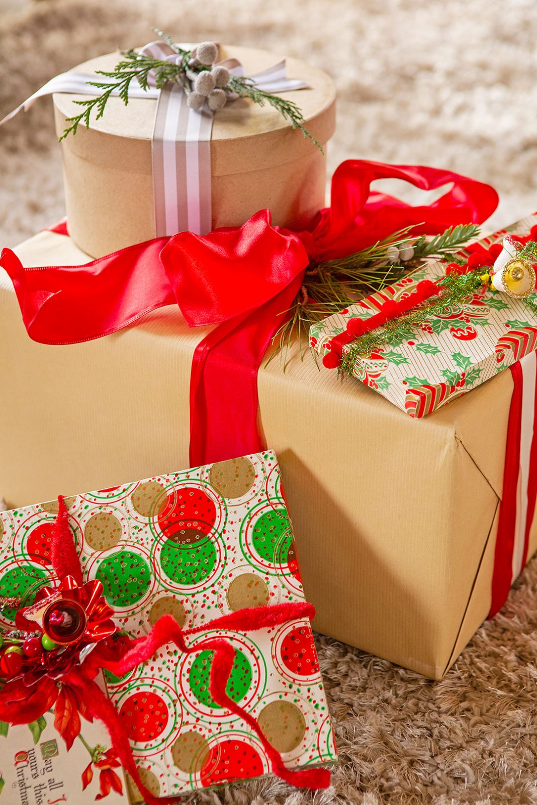 How to Get Your Holiday Gifts in Order - Cottage style decor