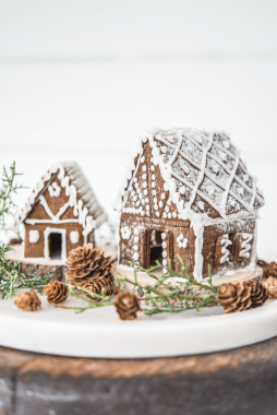 Gingerbread Décor - Cottage style decorating, renovating an