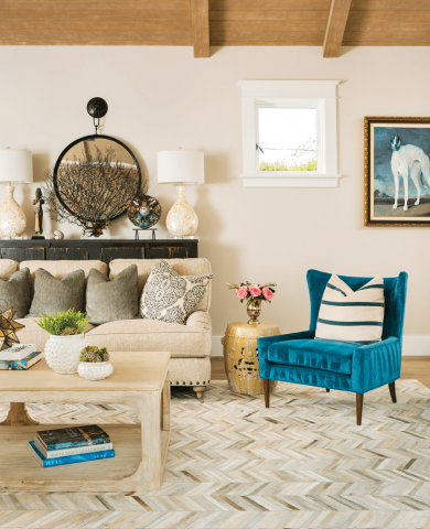 A Charming Beach Farmhouse - Cottage style decorating, renov