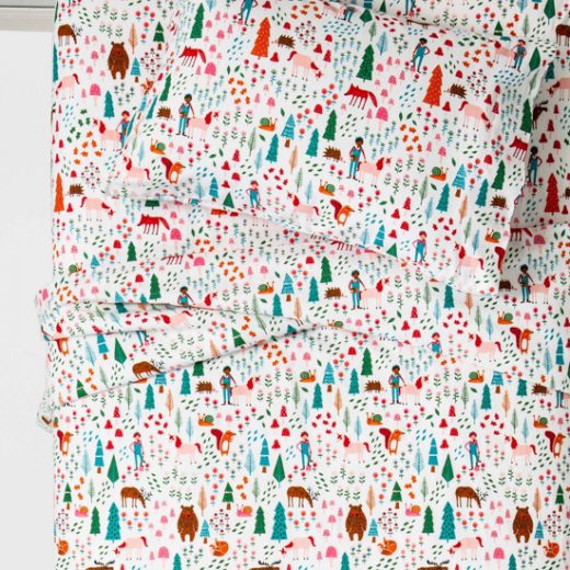 Festive Flannel Sheets - Cottage style decorating, renovatin