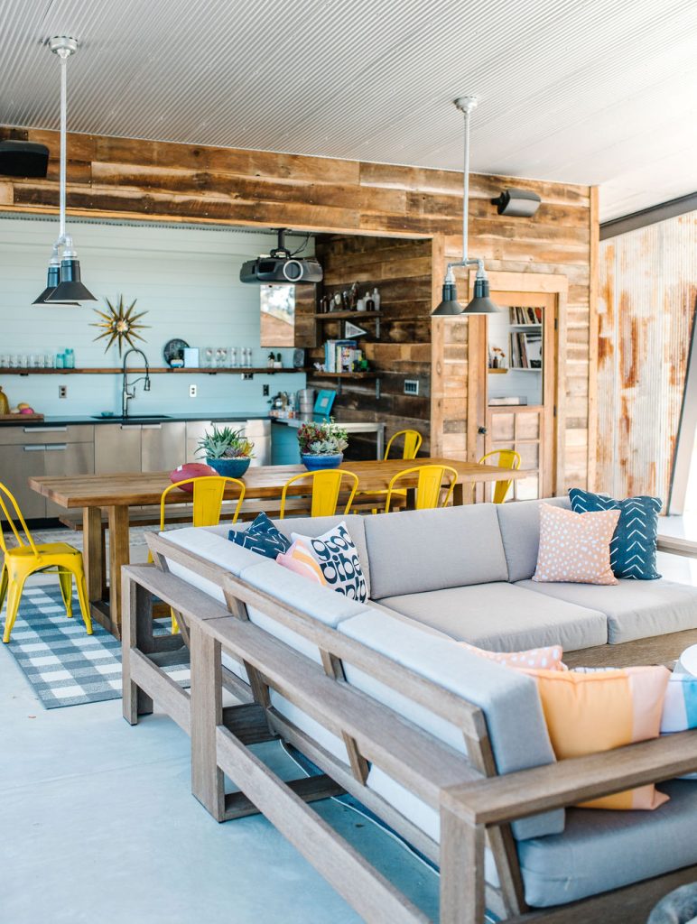 The Bee Camp: Alfresco Afternoons in the Texas Countryside - Cottage ...