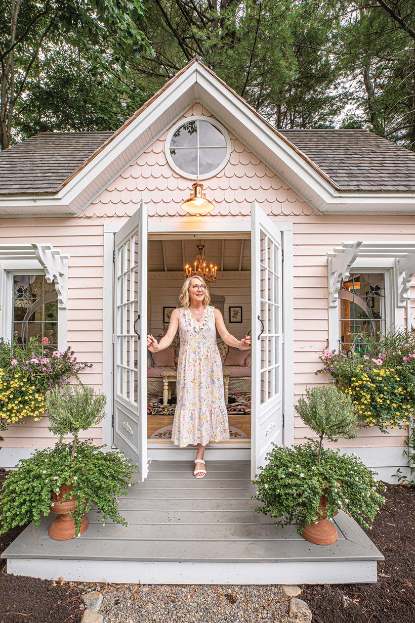 CottagesandBungalowsMag_StorySiloMedia_July_2022-236 - Cottage style ...