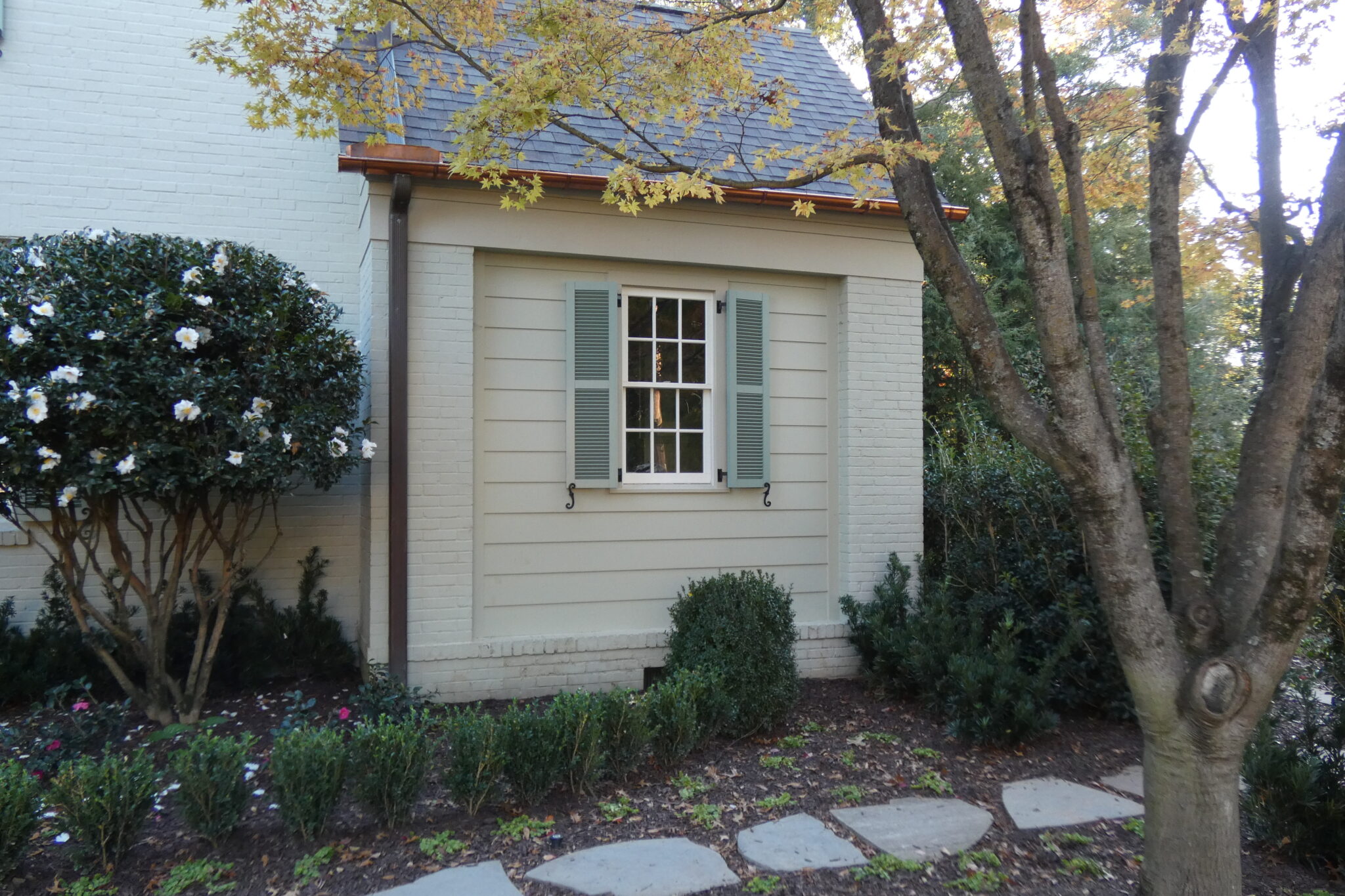 Small Oval Louver Traditional - Cottage style decorating, renovating ...